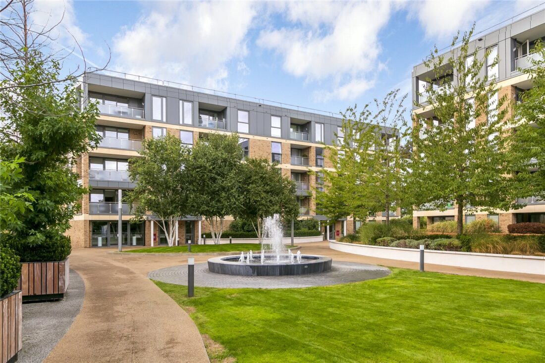 Levett Square, Kew, TW9 4FA | Antony Roberts