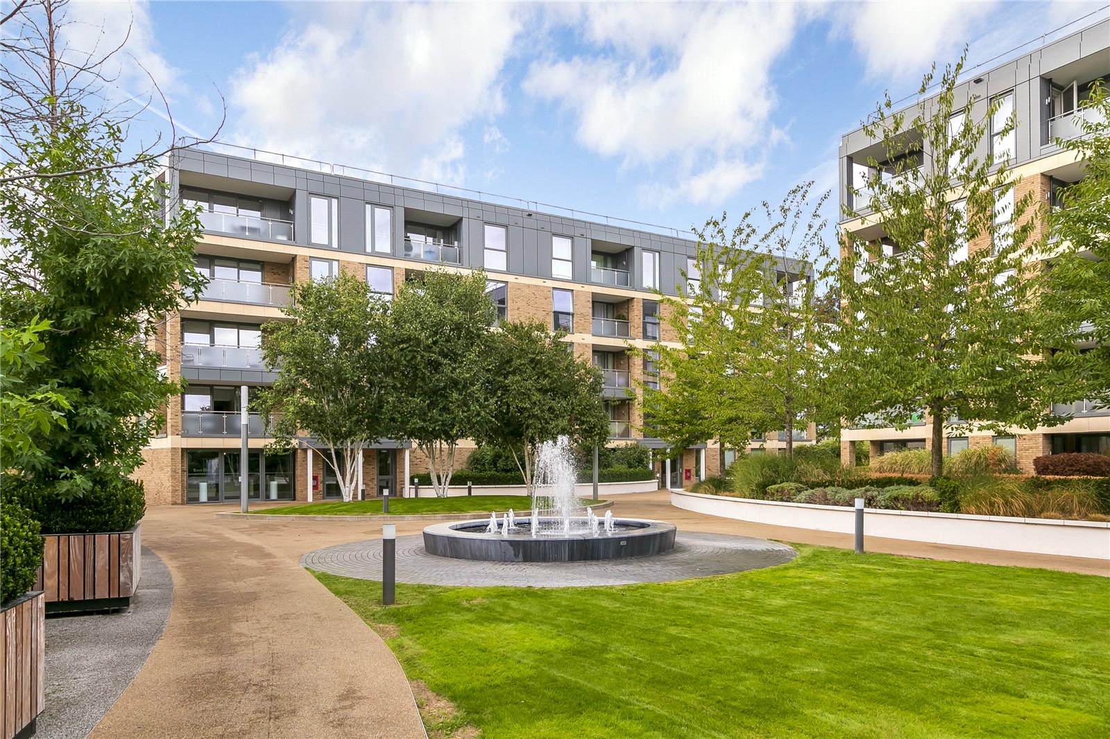 Levett Square, Kew, TW9 4FA | Antony Roberts