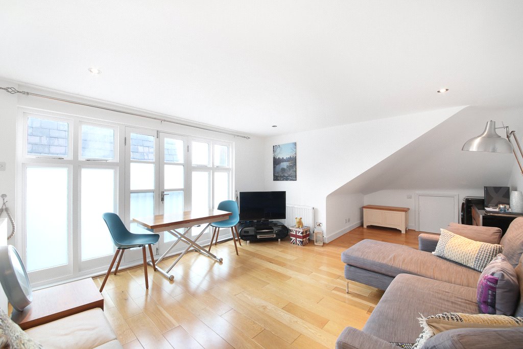 Upper Richmond Road West, London, SW14 8AW | Antony Roberts